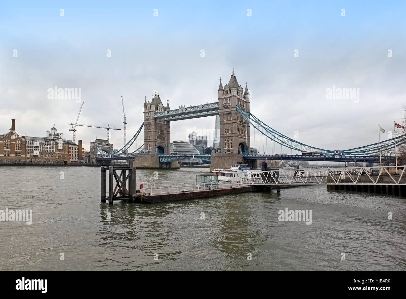 Short bridge london hi-res stock photography and images - Alamy