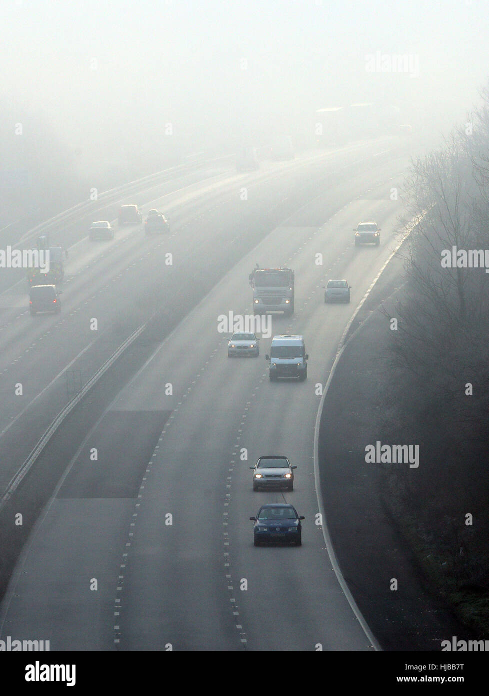 Drivers face difficult conditions on the M20 in Kent, as dense fog ...