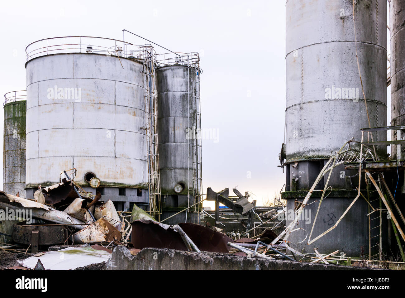 Demolition Of Silo High Resolution Stock Photography and Images - Alamy
