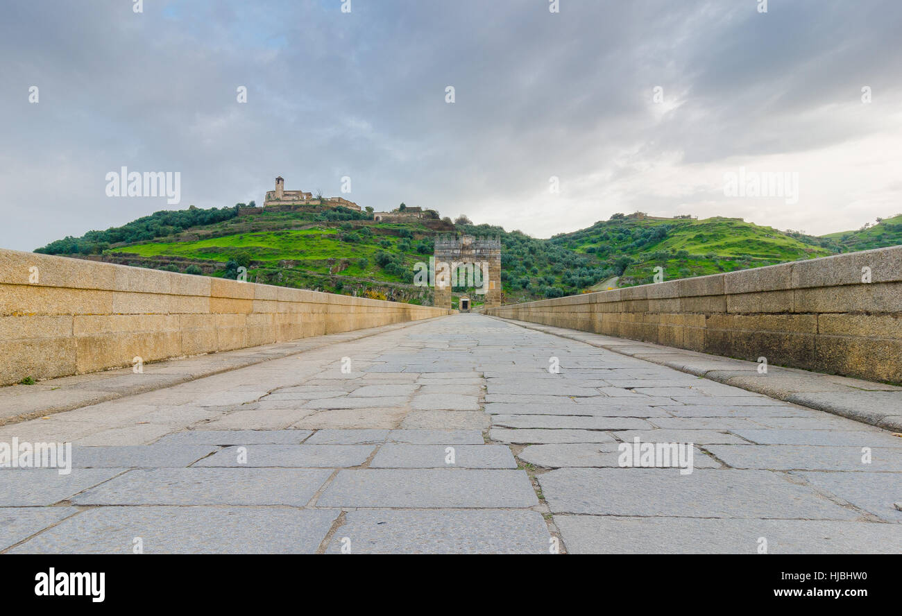 Roman bridge alcantara hi-res stock photography and images - Alamy