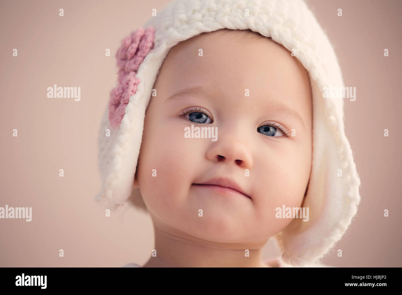 Gorgeous adorable hi-res stock photography and images - Alamy