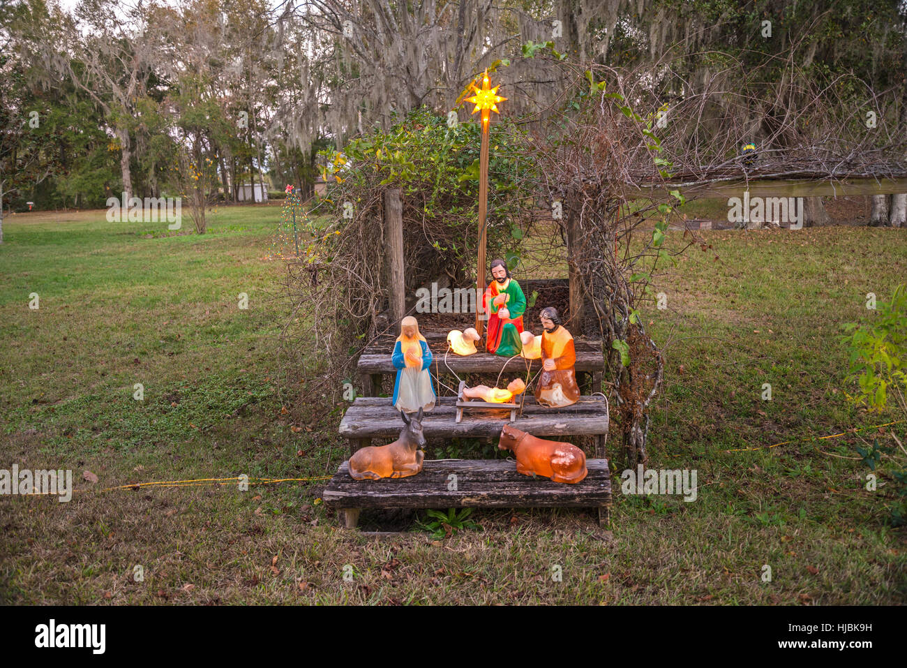 Manger scene hi-res stock photography and images - Alamy