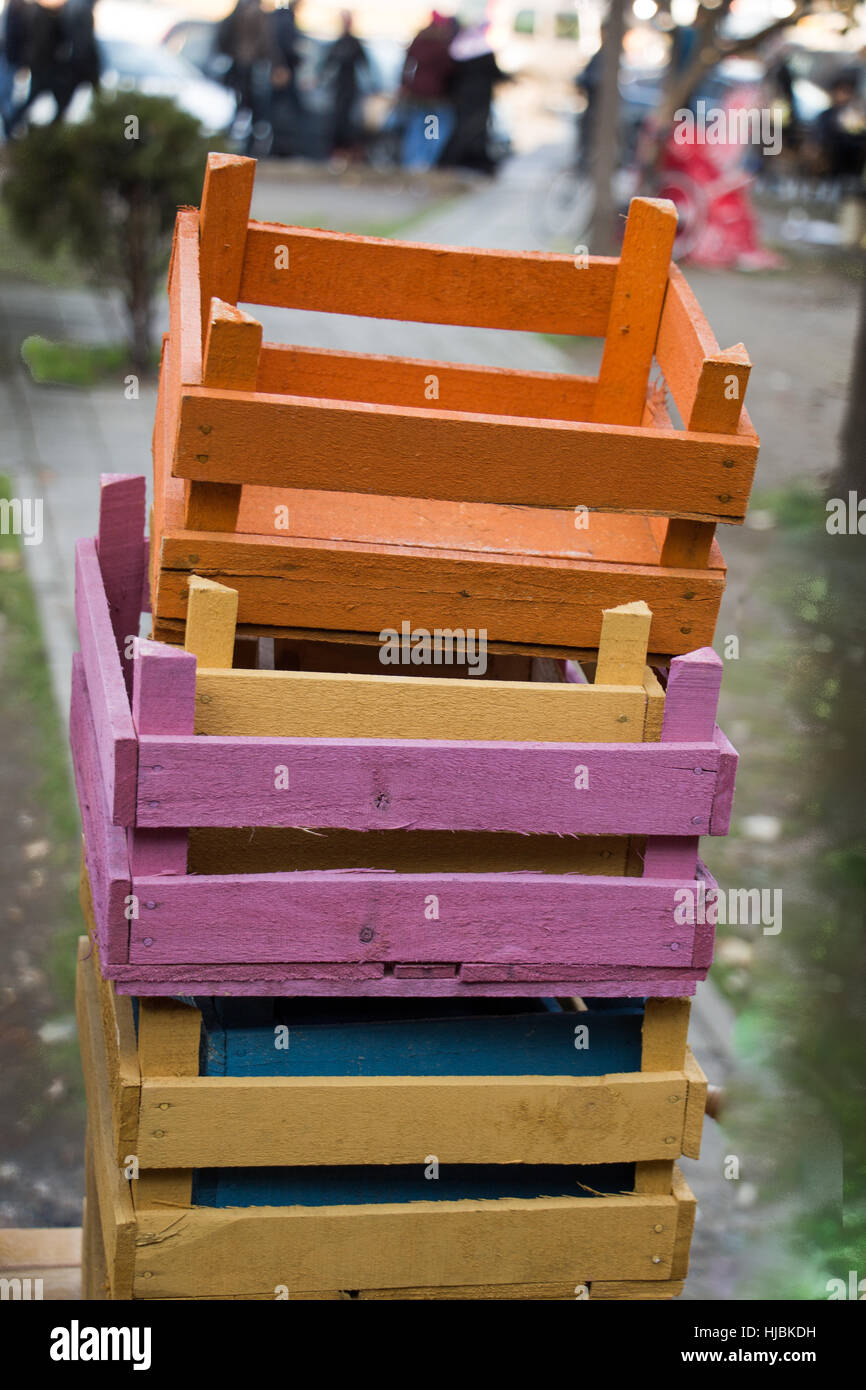 Colorful shipping crates hi-res stock photography and images - Alamy