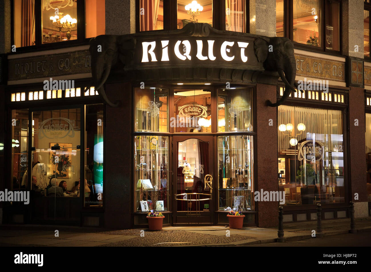 Leipzig germany cafe riquet leipzig hi-res stock photography and images ...