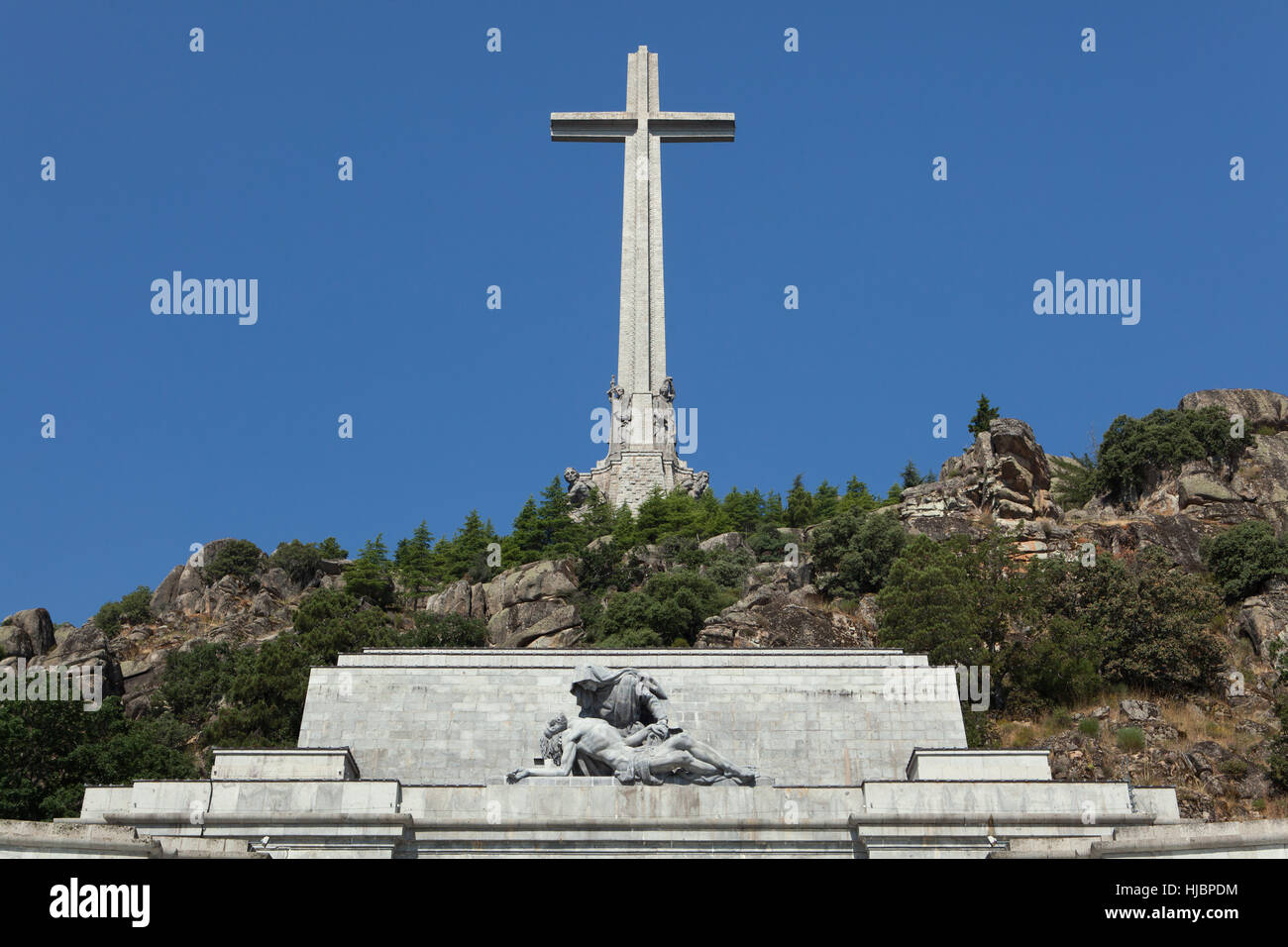 Holy cross of the valley of the fallen hi-res stock photography and ...