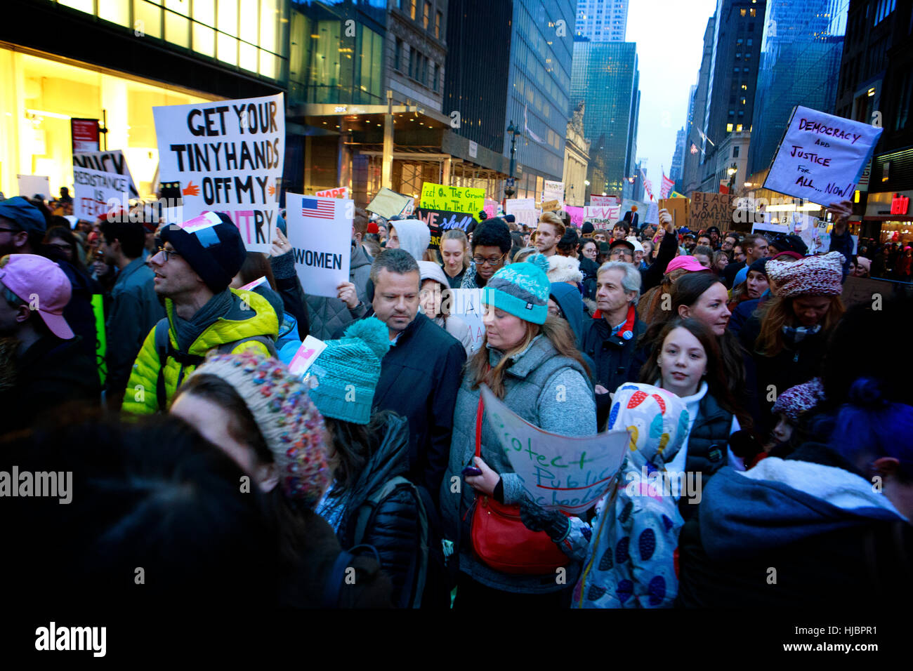 Nyc demonstration gathering hi-res stock photography and images - Alamy