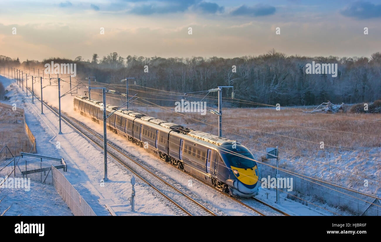 Class 395 high speed train 395015 speeds past Beechbrook Farm on HS1 ...