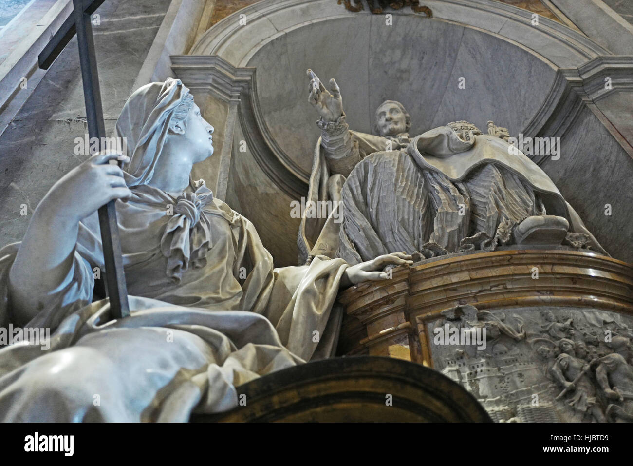 Inside the Vatican Church, St Peter's basilica Stock Photo - Alamy
