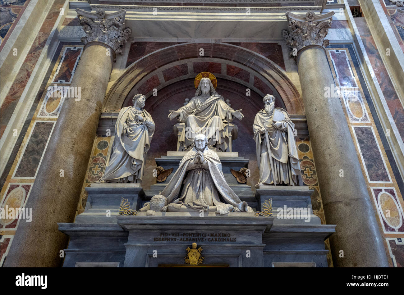 Inside the Vatican Church, St Peter's basilica Stock Photo - Alamy