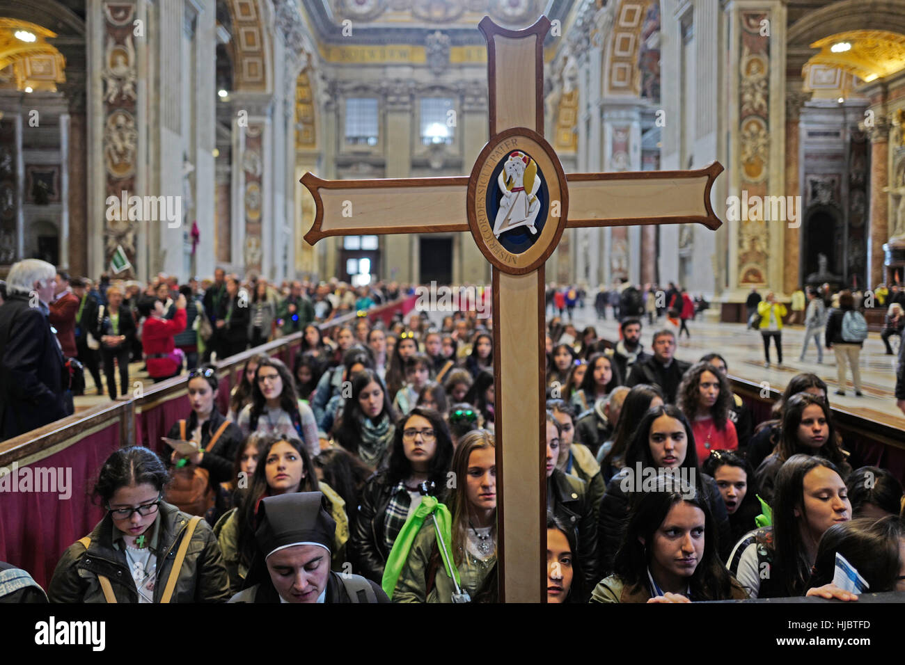 Inside the Vatican Church, St Peter's basilica Stock Photo - Alamy