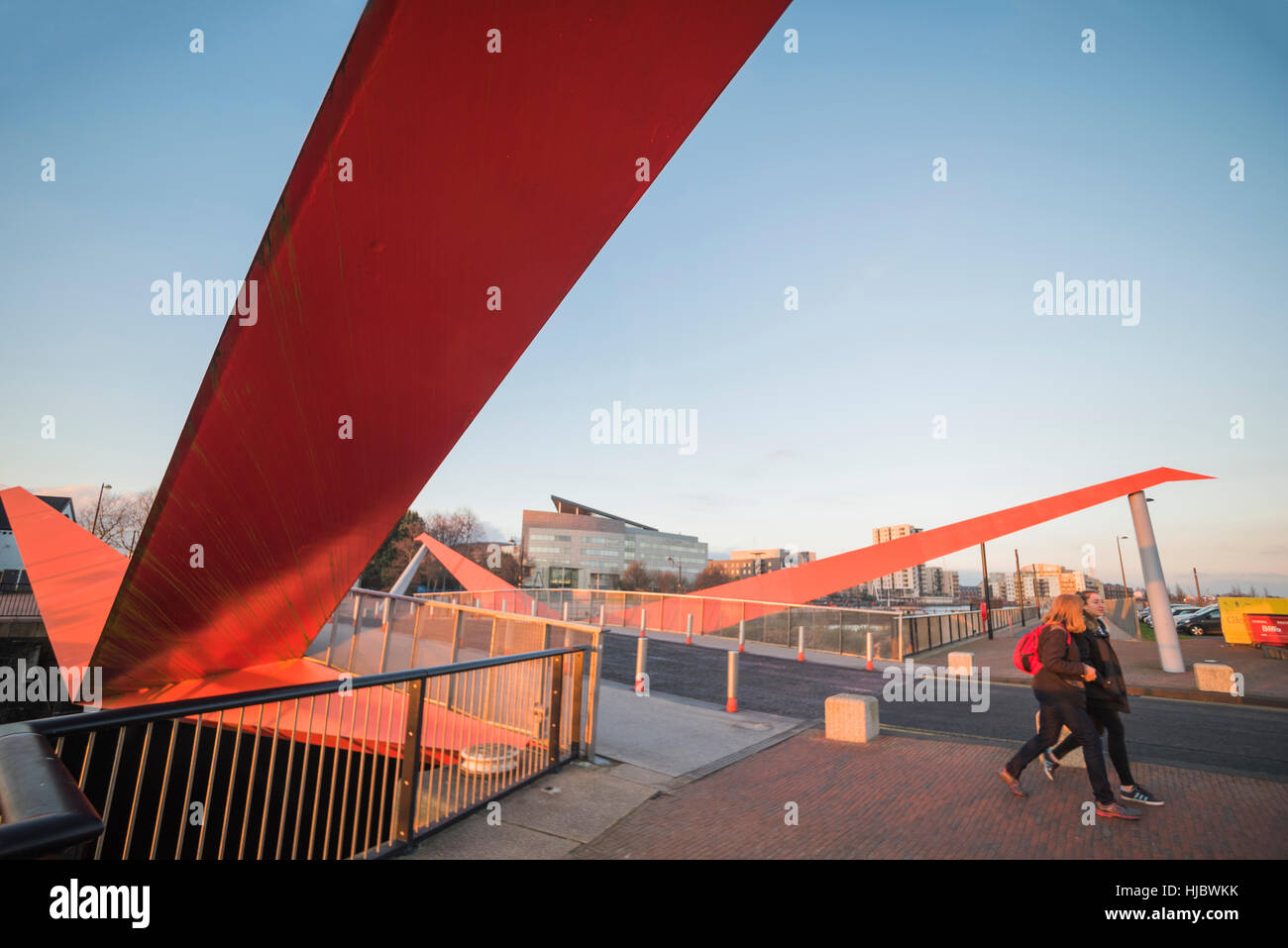 Porth Teigr Bridge, Cardiff Bay. Know locally as Origami Bridge ...