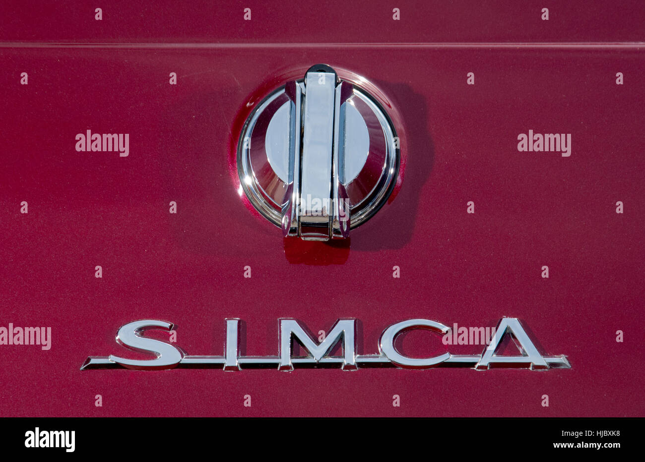 1966 Simca 1500 classic French estate car Stock Photo - Alamy