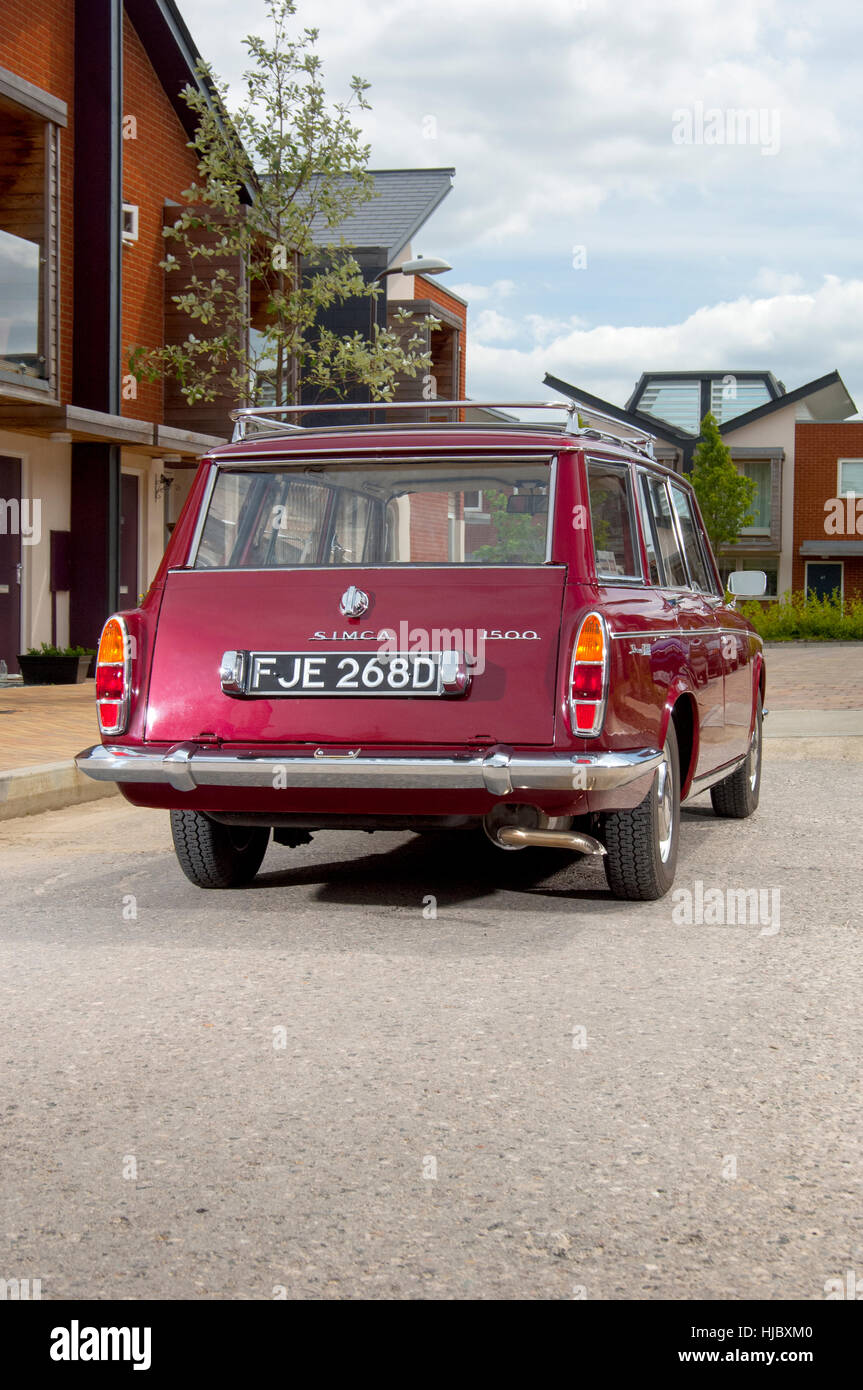 1966 Simca 1500 classic French estate car Stock Photo - Alamy