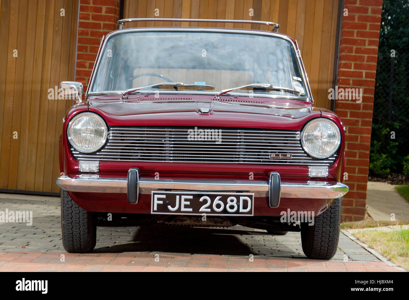 1966 Simca 1500 classic French estate car Stock Photo - Alamy