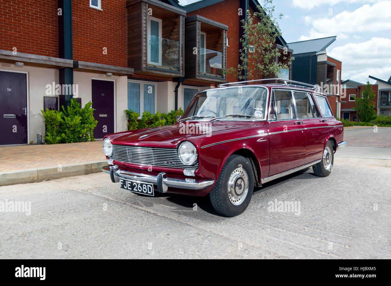 1966 Simca 1500 classic French estate car Stock Photo - Alamy