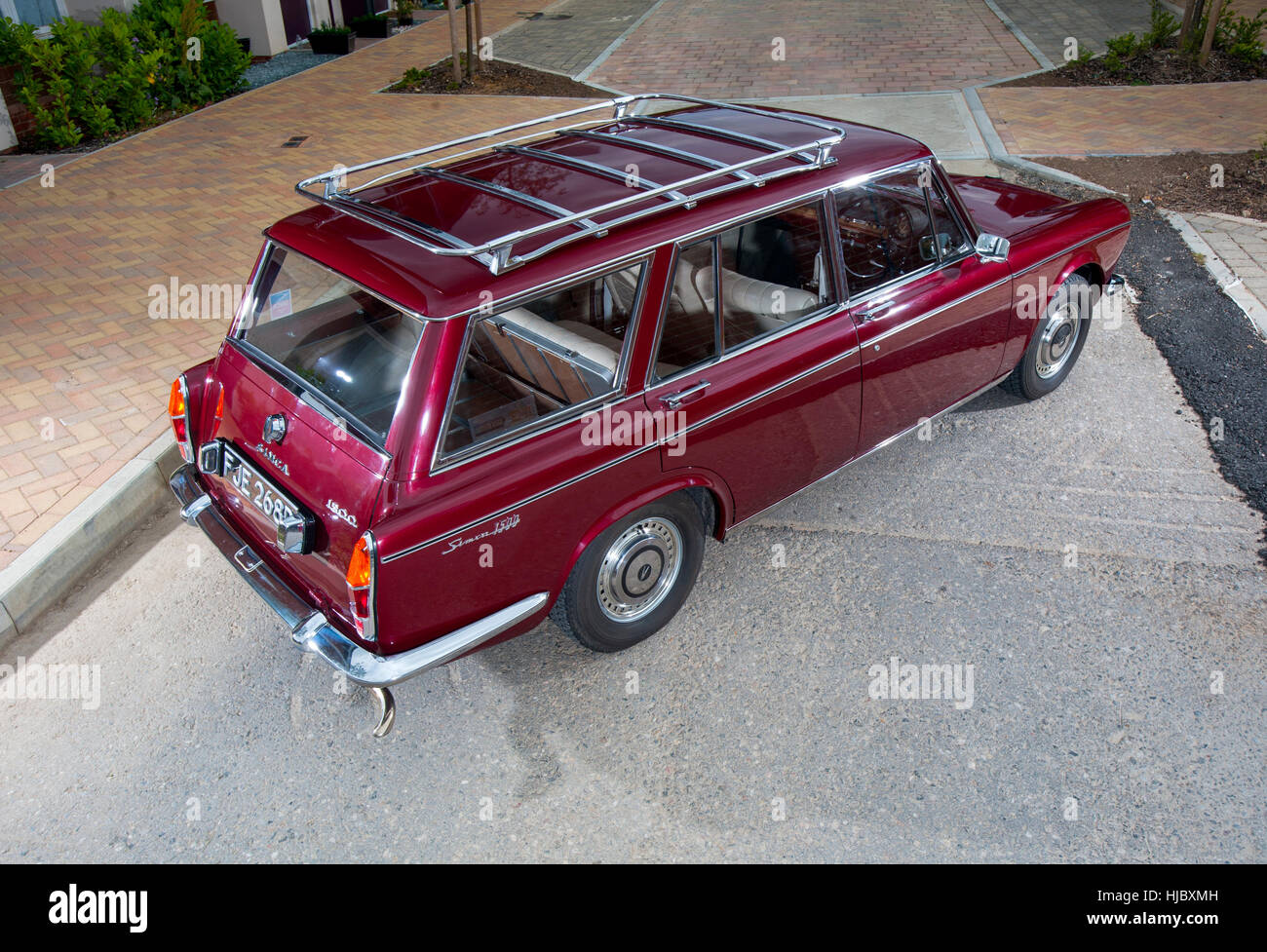 1966 Simca 1500 classic French estate car Stock Photo - Alamy