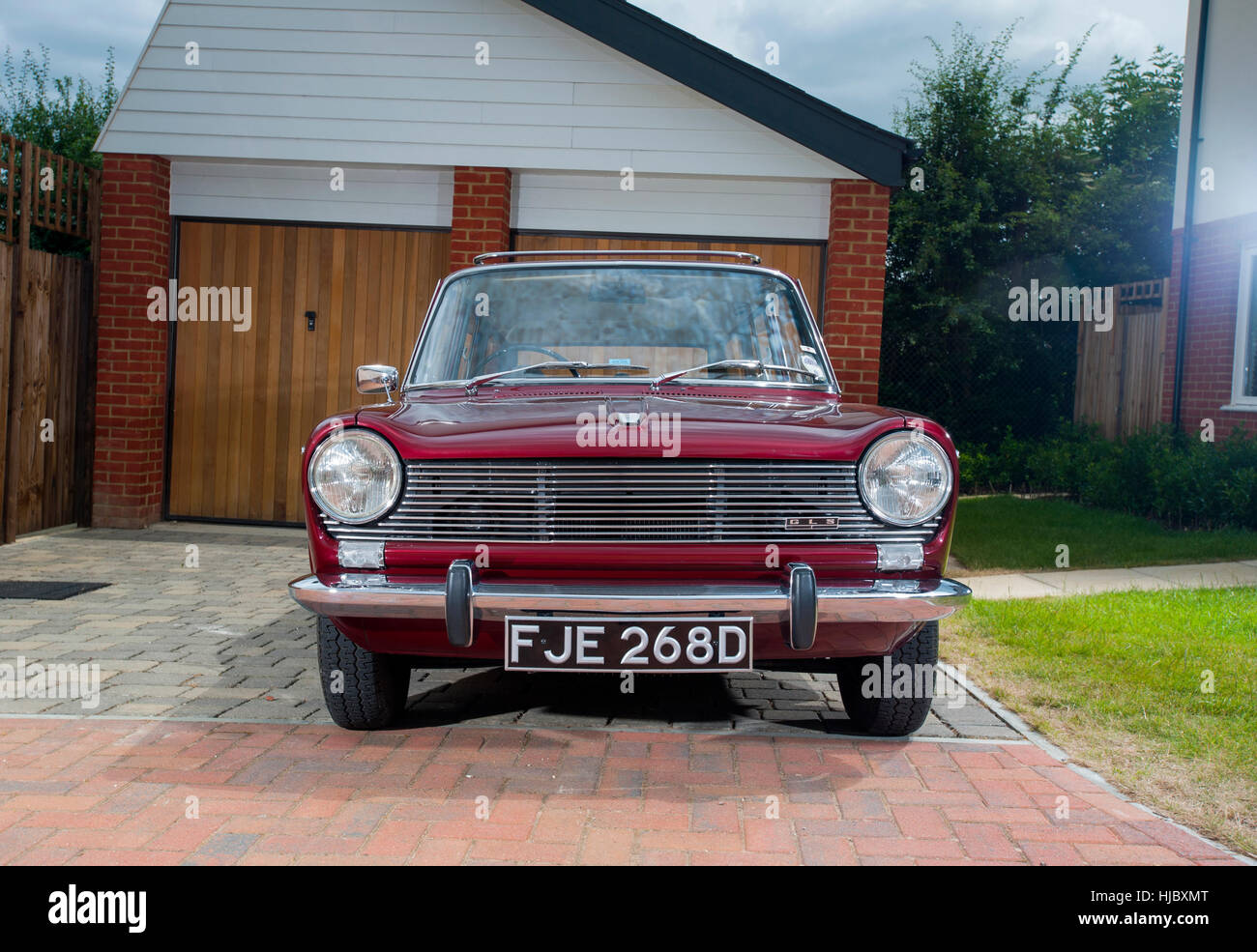 1966 Simca 1500 classic French estate car Stock Photo - Alamy