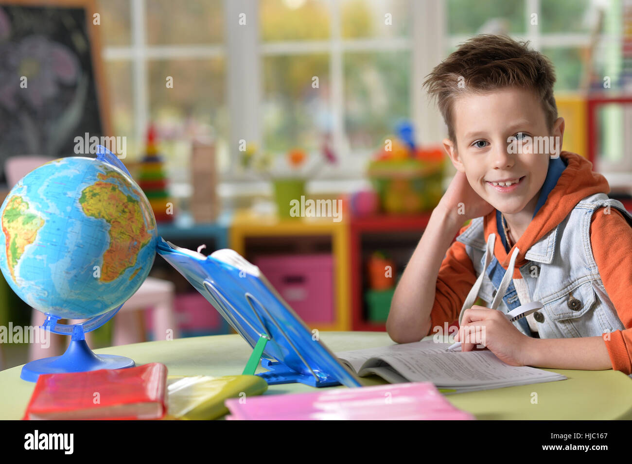 little boy doing homework Stock Photo - Alamy