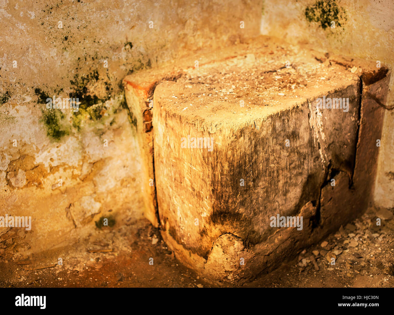 Really old butchers wood block Stock Photo - Alamy