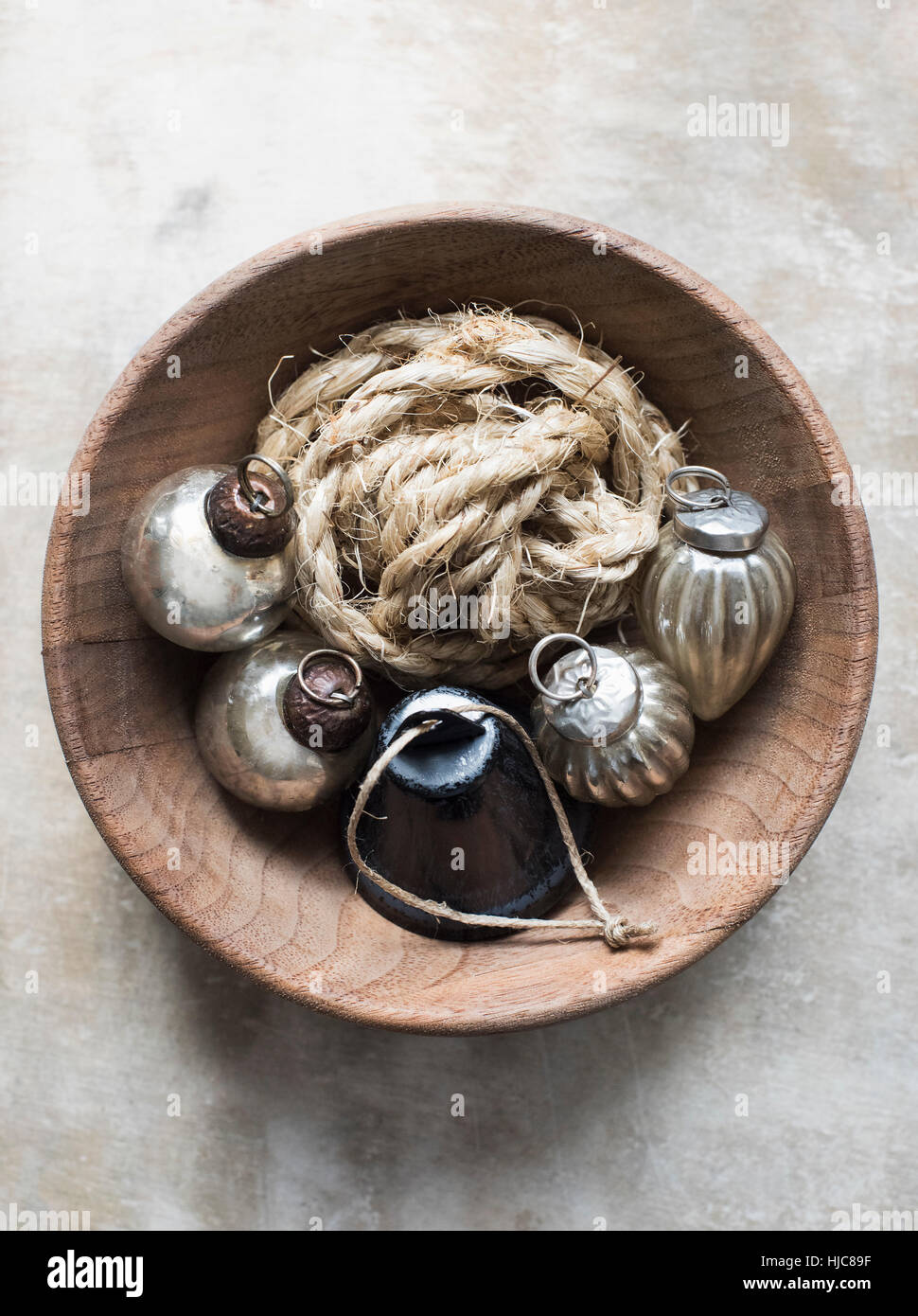 Bowl of baubles hi-res stock photography and images - Alamy