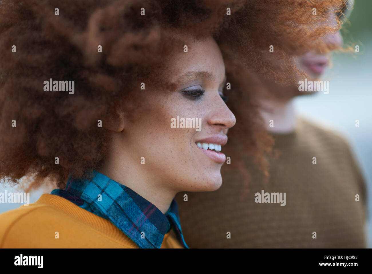 Multi race couple hi-res stock photography and images - Alamy
