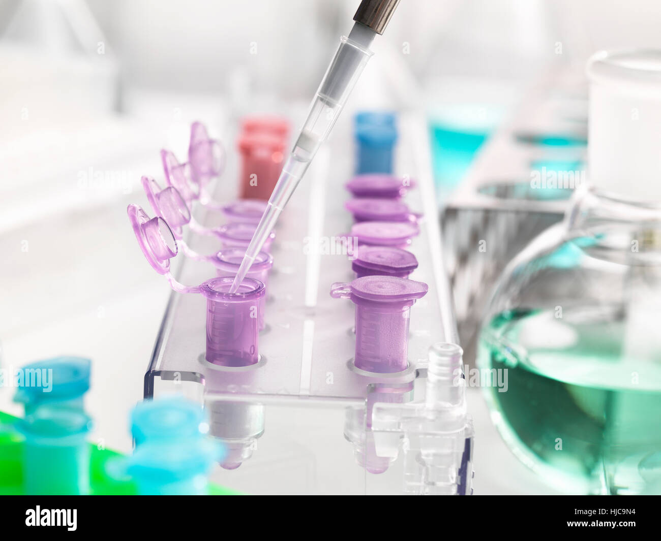 Microcentrifuge tube hi-res stock photography and images - Alamy