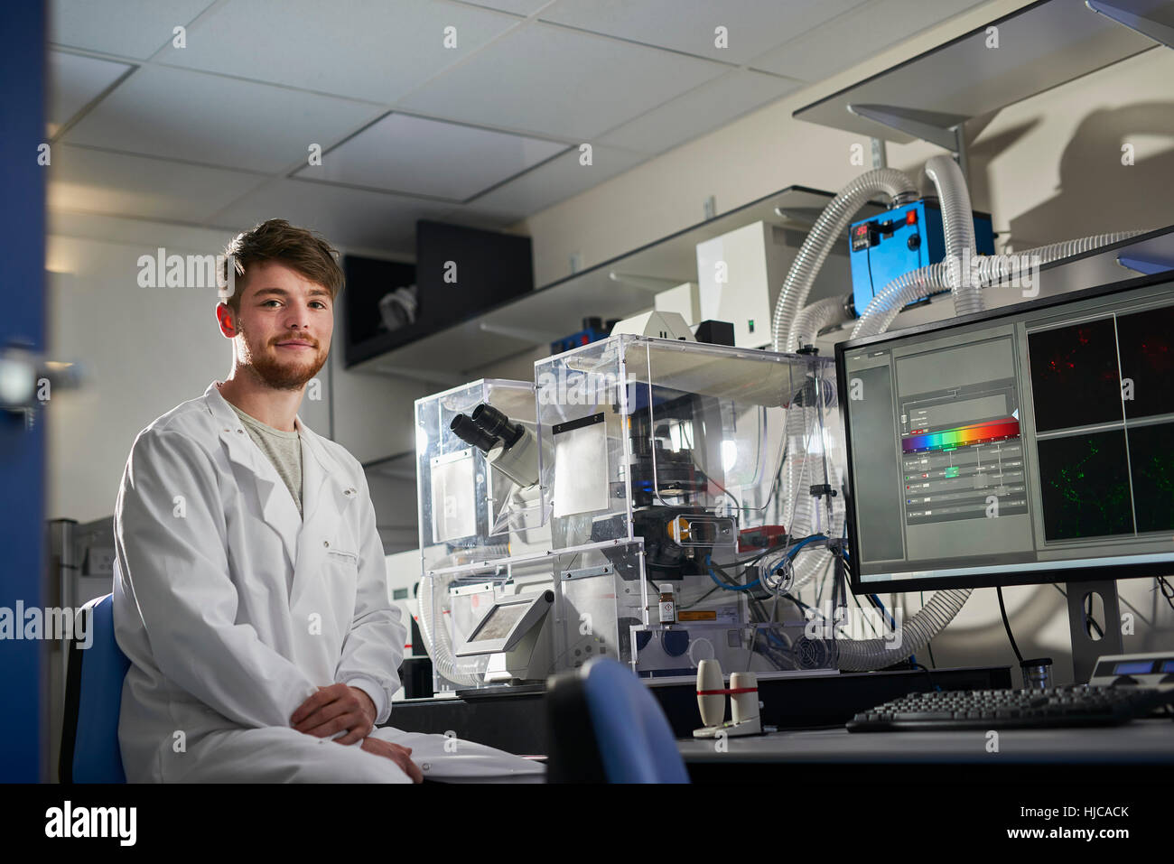 Laboratory portrait hi-res stock photography and images - Alamy