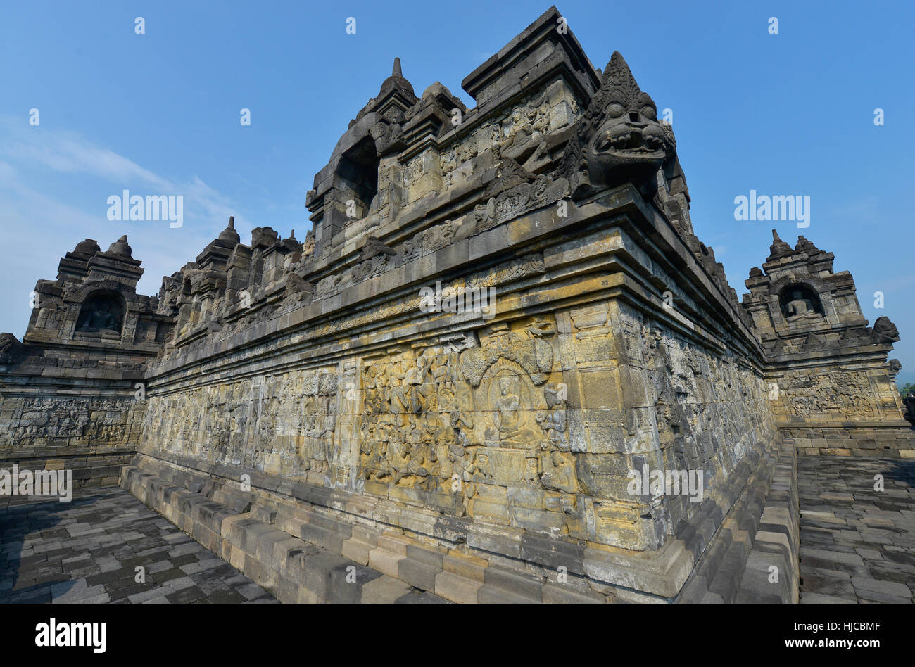 Borobudur temple in Yogyakarta, Java, Indonesia Stock Photo - Alamy