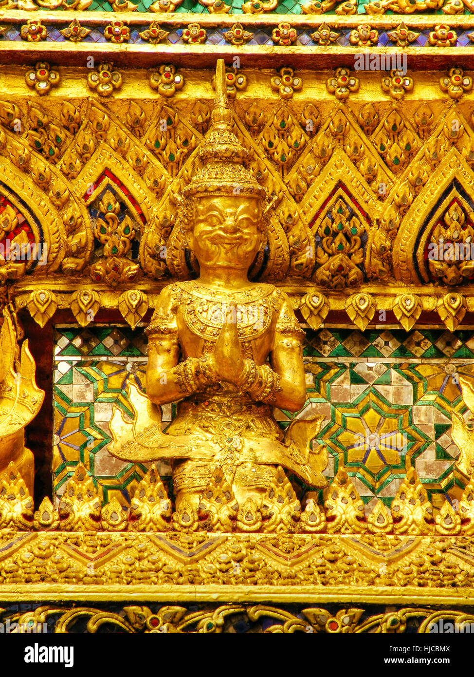 Garuda bird hi-res stock photography and images - Alamy