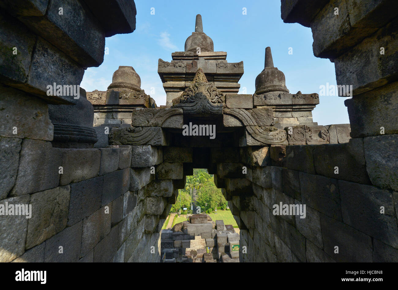 Borobudur temple in Yogyakarta, Java, Indonesia Stock Photo - Alamy