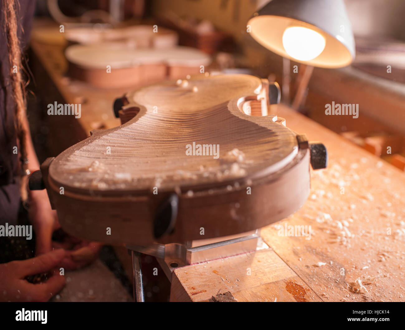 Maker of lutes hi-res stock photography and images - Alamy