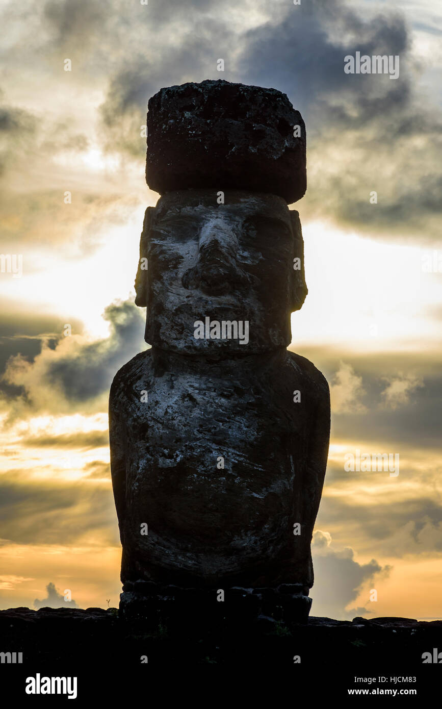 Statue monumentales hi-res stock photography and images - Alamy