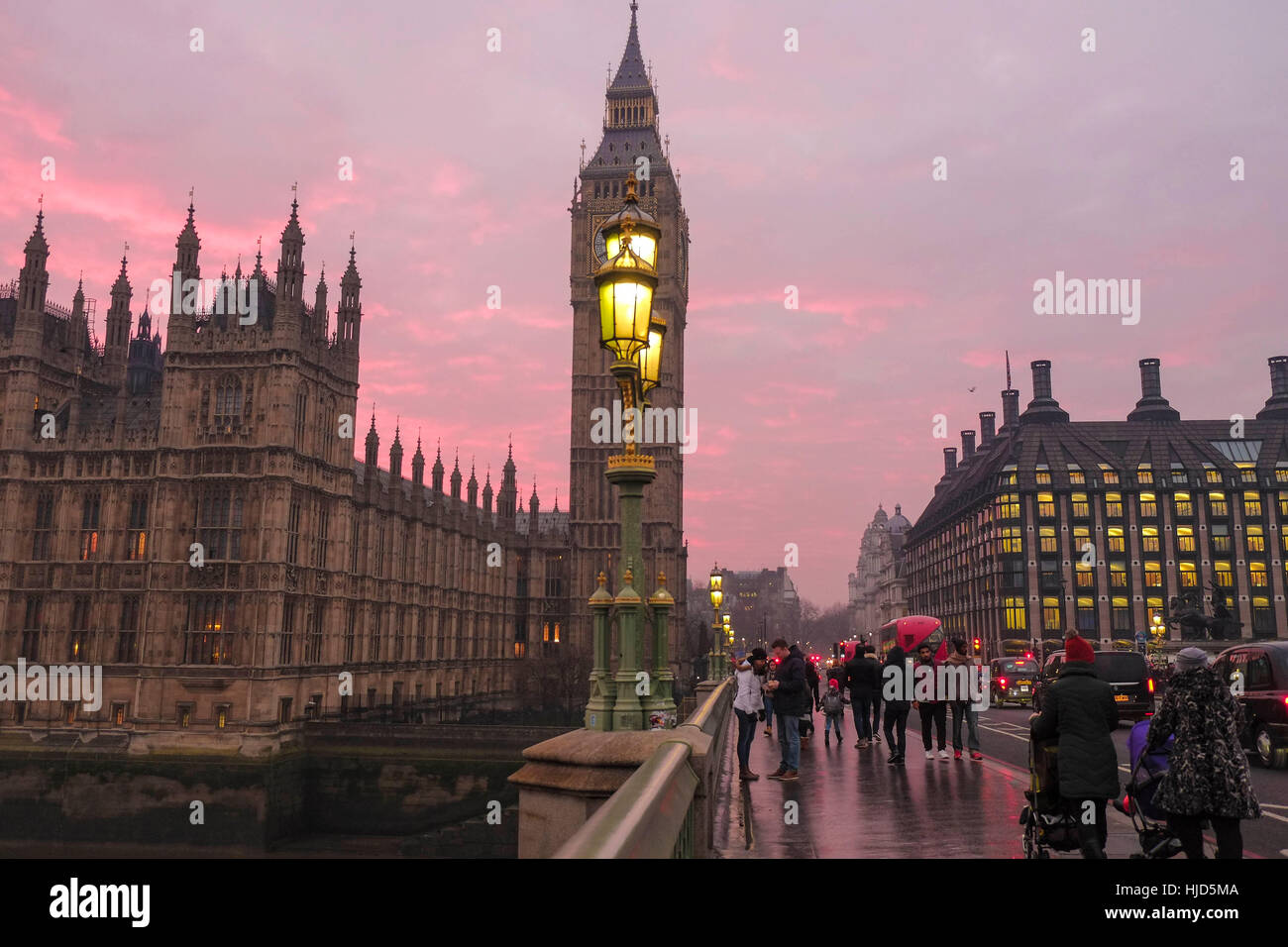 Elizabethan london bridge hi-res stock photography and images - Alamy