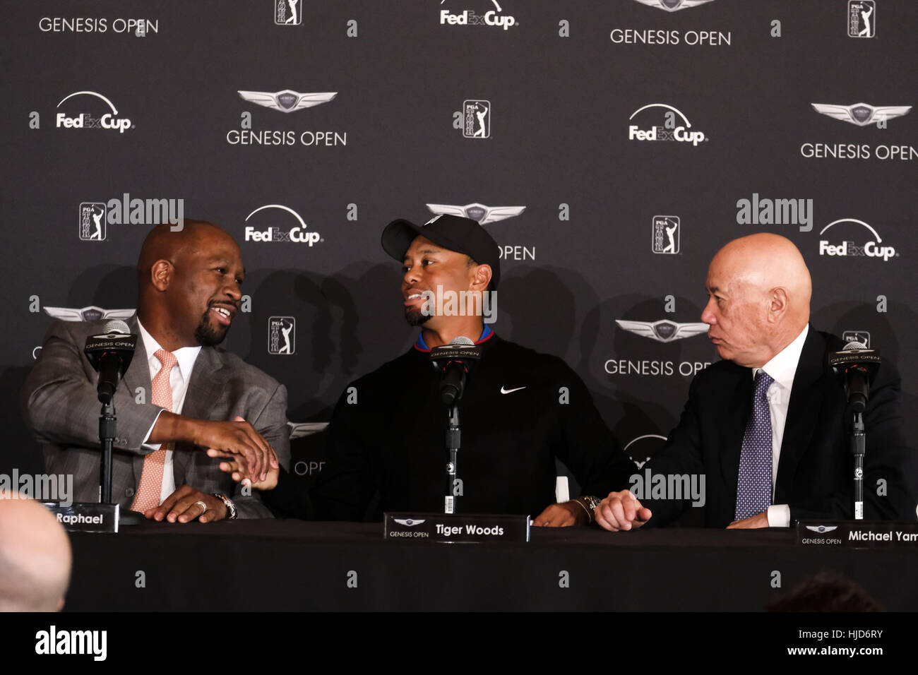 Los Angeles, USA. 23rd Jan, 2017. From left to right, Erwin Raphael ...