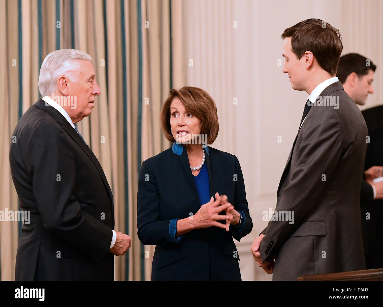 House minority leader nancy pelosi hi-res stock photography and images ...