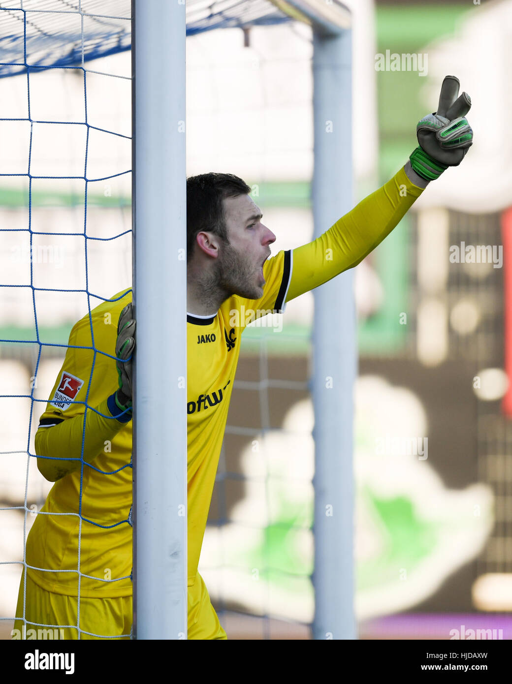 Soccer set piece hi-res stock photography and images - Alamy