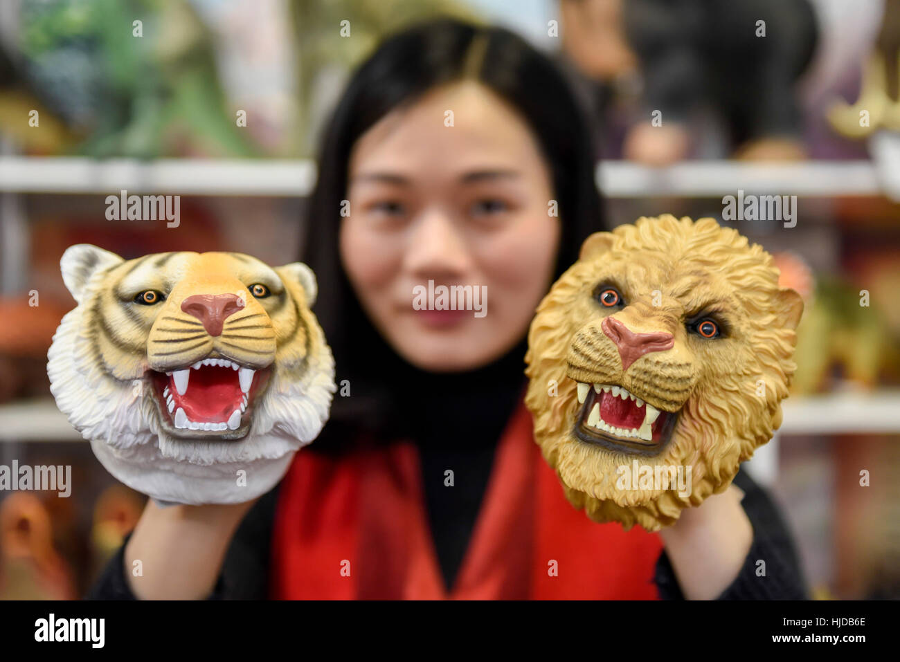 Tiger hand puppet hi-res stock photography and images - Alamy