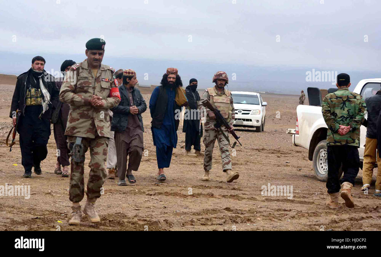 Pakistan afghan border in chaman hi-res stock photography and images ...