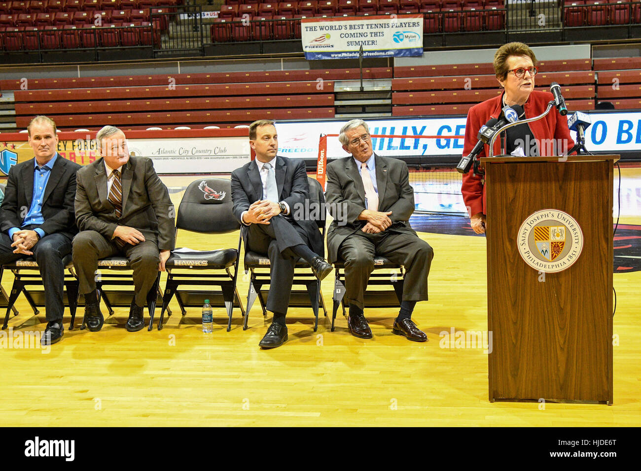 Philadelphia freedoms billie jean king hi-res stock photography and ...
