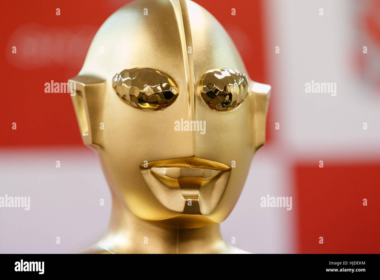 Tokyo, Japan. 25th Jan, 2017. A pure gold commemorative bust of ...