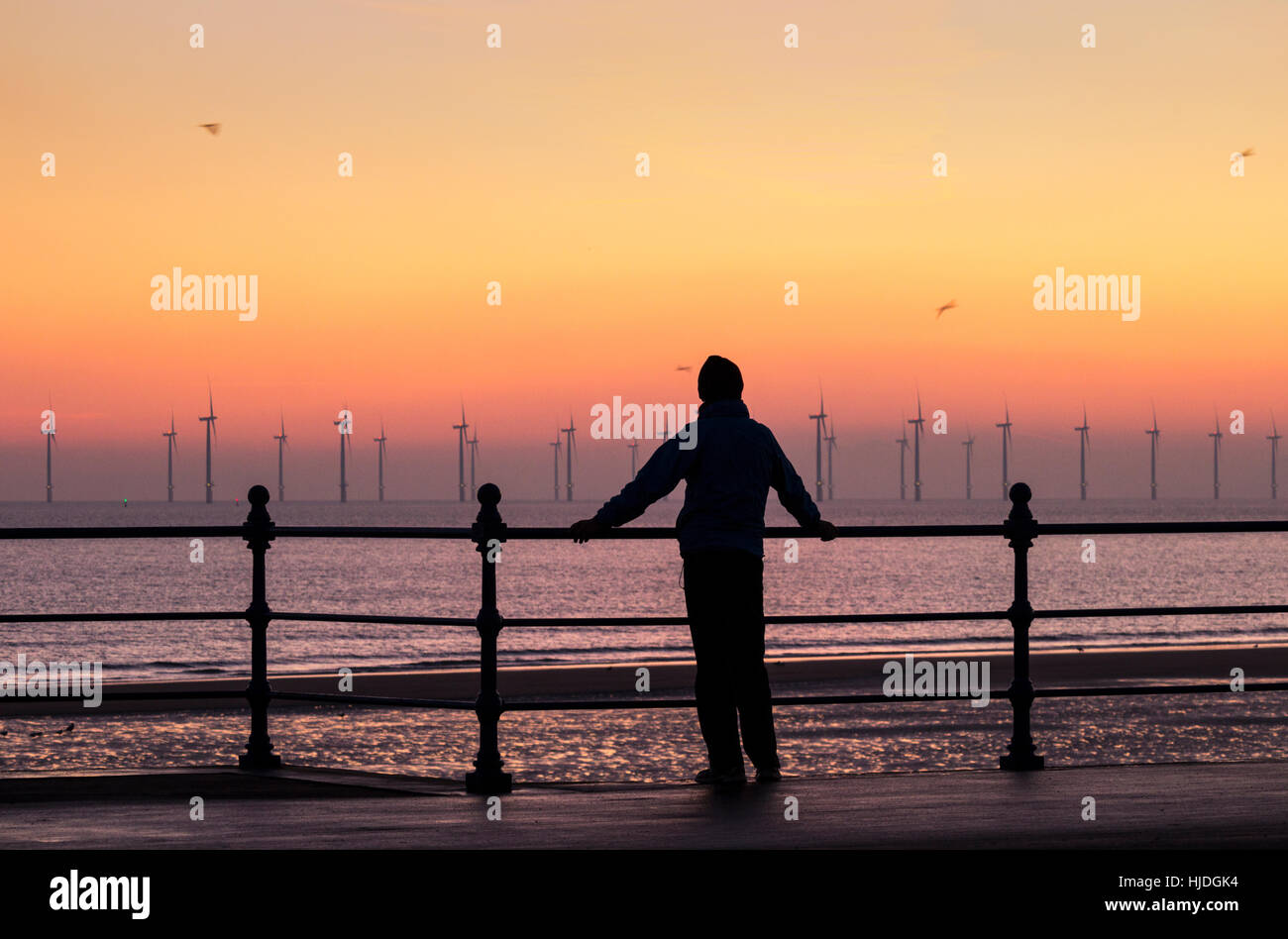 Seaton Carew, UK. 25th Jan, 2017. Weather: A glorious pre dawn sky at ...