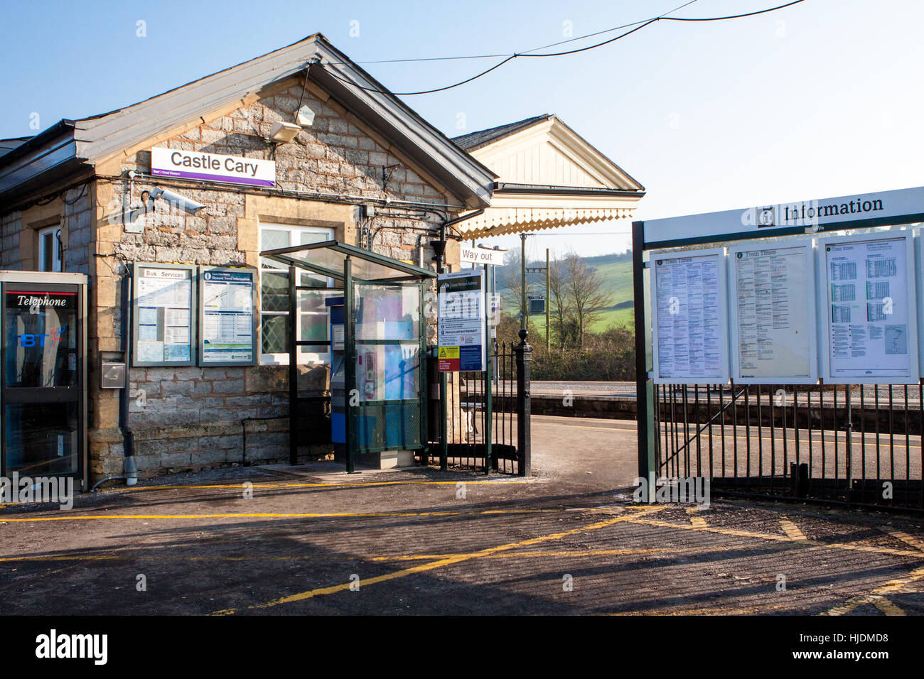 Castle Cary Railway Station entrance Stock Photo - Alamy