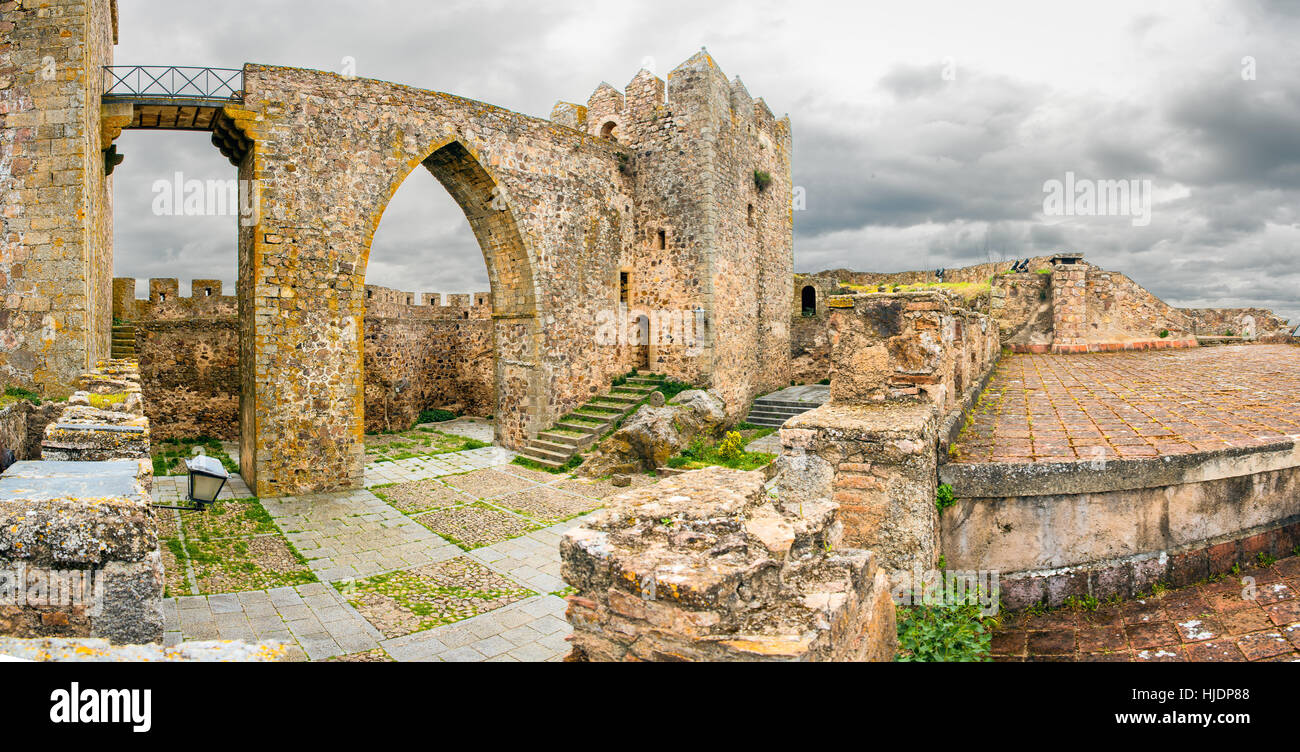 castillo de Luna, Alburquerque, Extremadura, Badajoz Stock Photo - Alamy