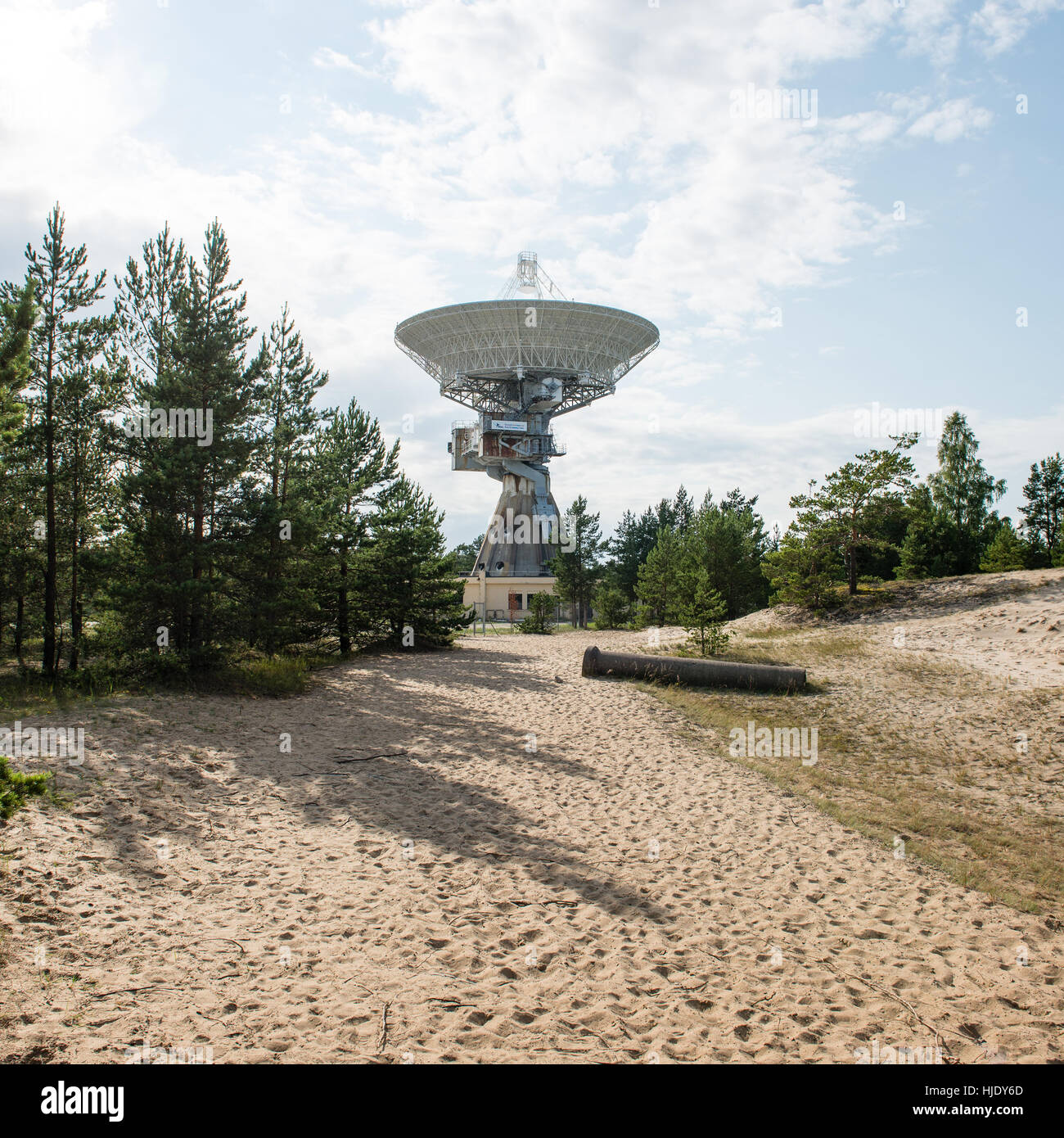 transmitter tower. radar lines with sky in background Stock Photo - Alamy