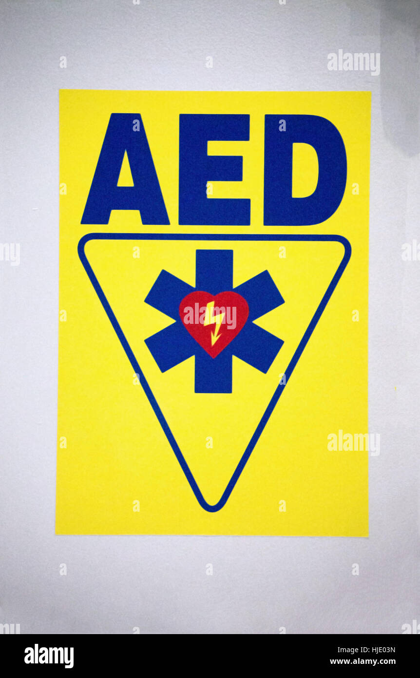 Defibrillator sign hi-res stock photography and images - Alamy