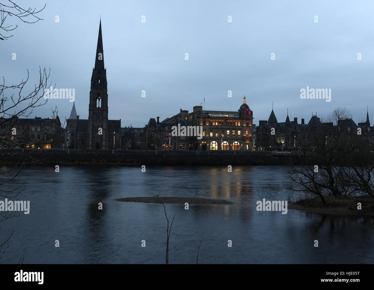 Queens Bridge at dusk Perth Scotland January 2017 Stock Photo - Alamy