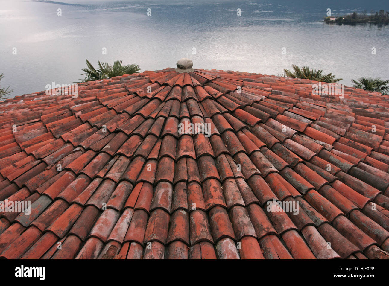 Round centre hi-res stock photography and images - Alamy