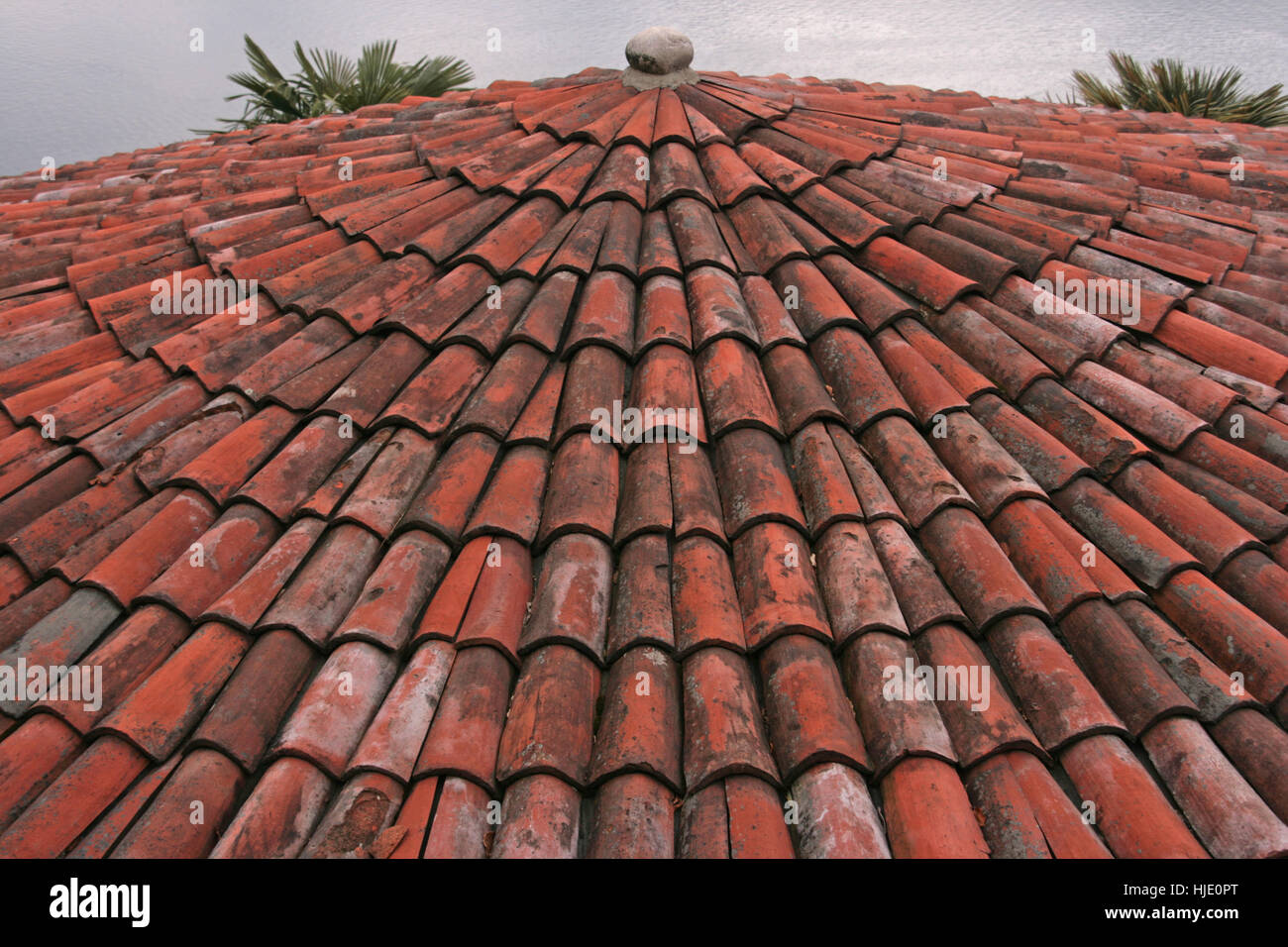 Round centre hi-res stock photography and images - Alamy