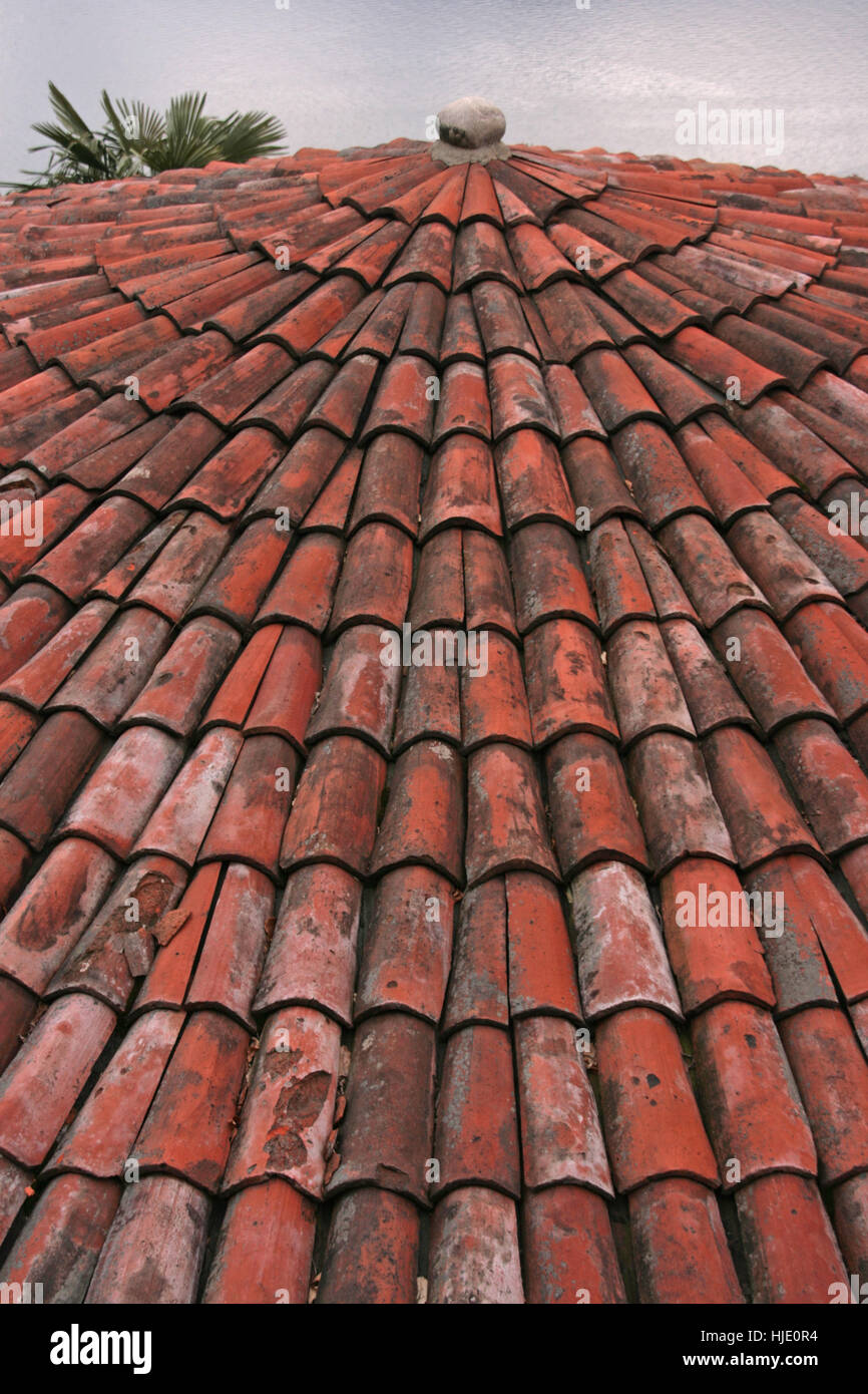 Round centre hi-res stock photography and images - Alamy