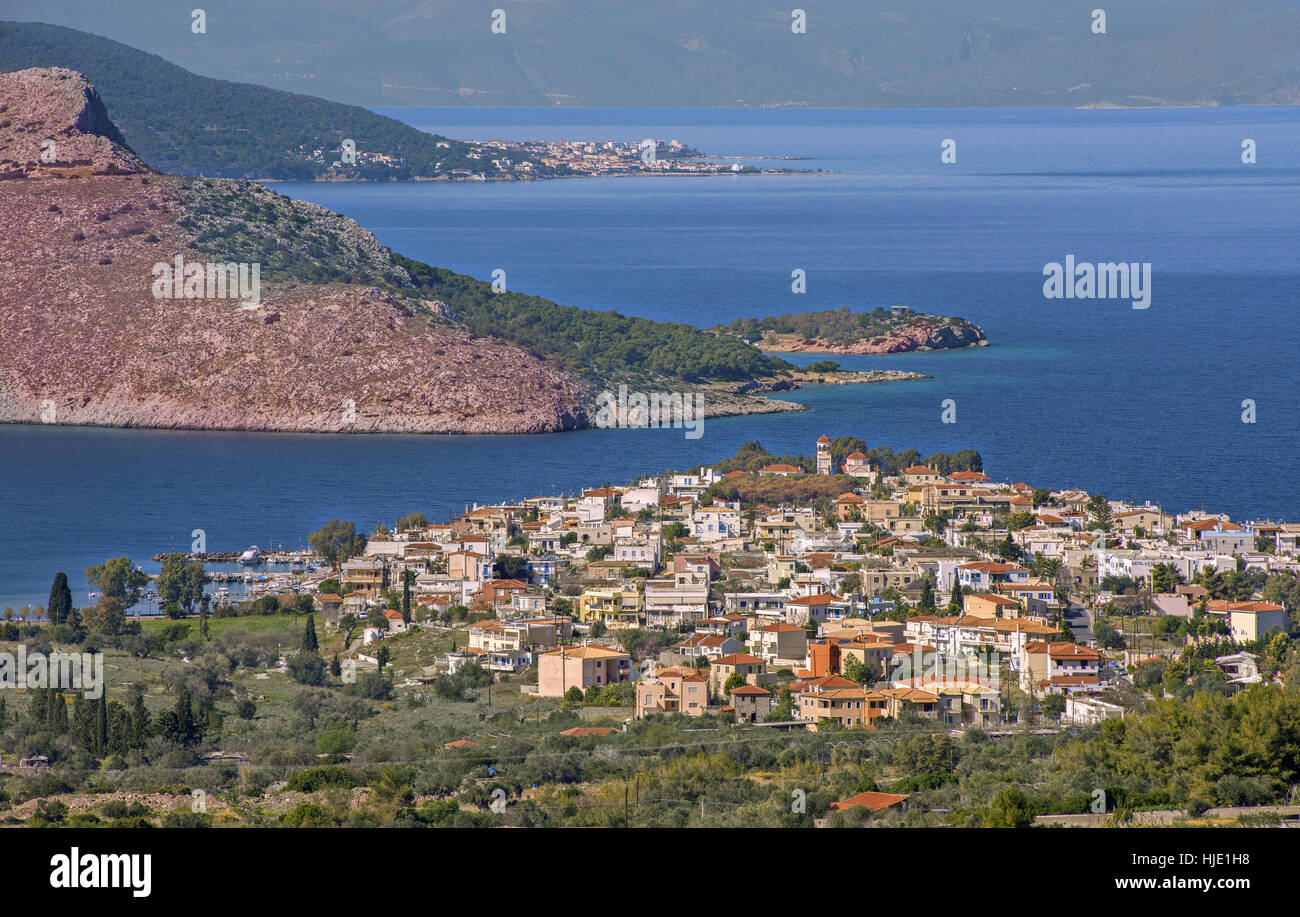 Small fishing villages hi-res stock photography and images - Alamy